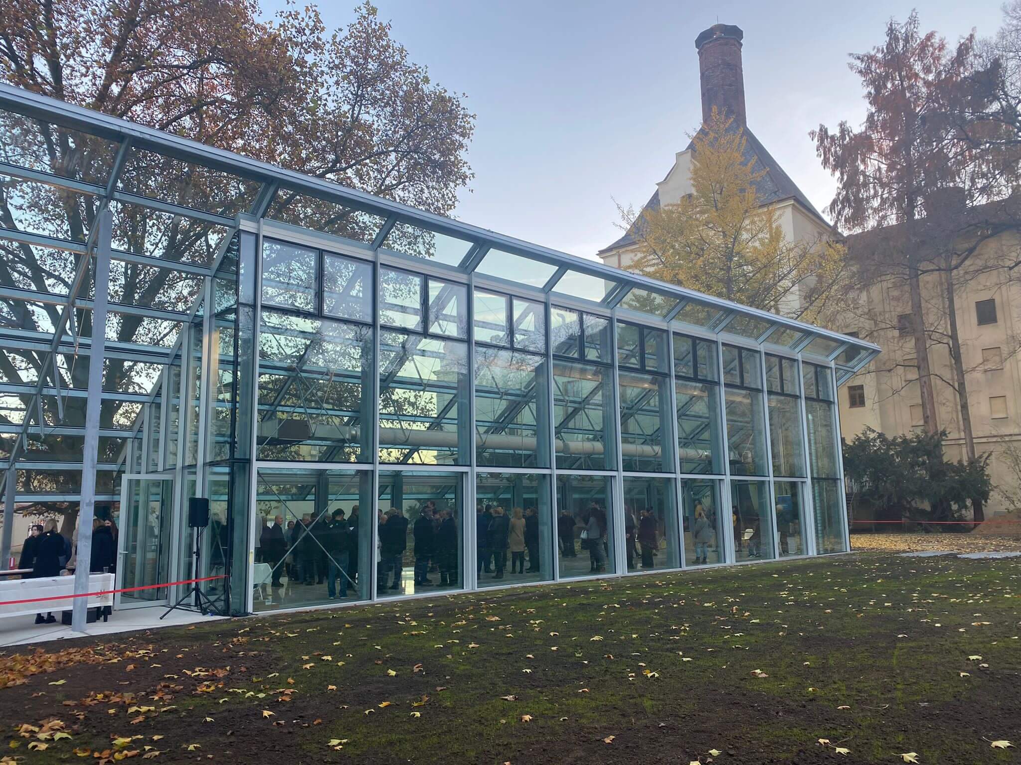 Obnovený Mendelův skleník se slavnostně otevírá - MENDELU